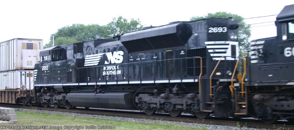 NS 2693